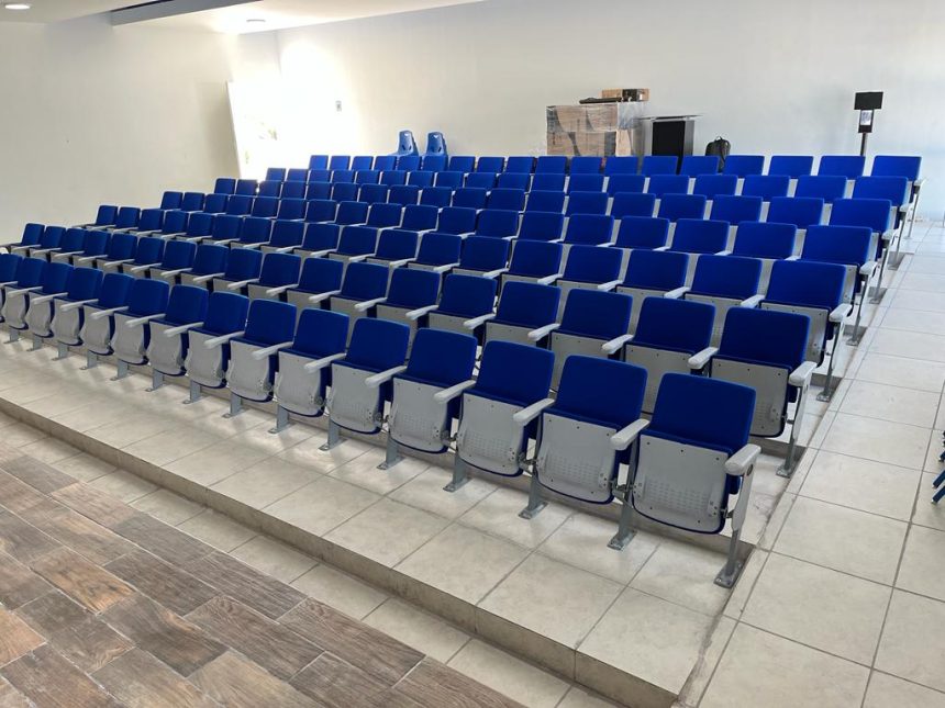 Colegio Maker - Butacas